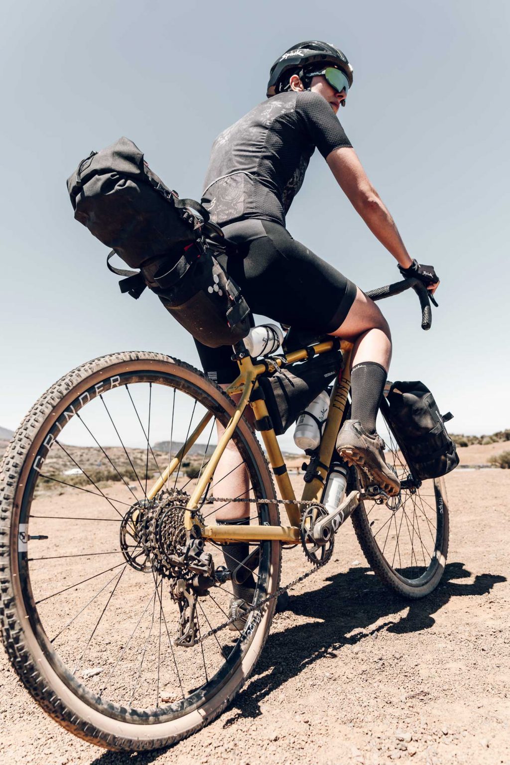 Bolsas bikepacking Geosmina. YOUR ADVENTURES PARTNER